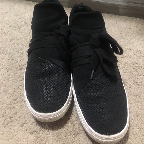 Steve Madden | Shoes | Steve Madden Lancer Sneakers | Poshmark